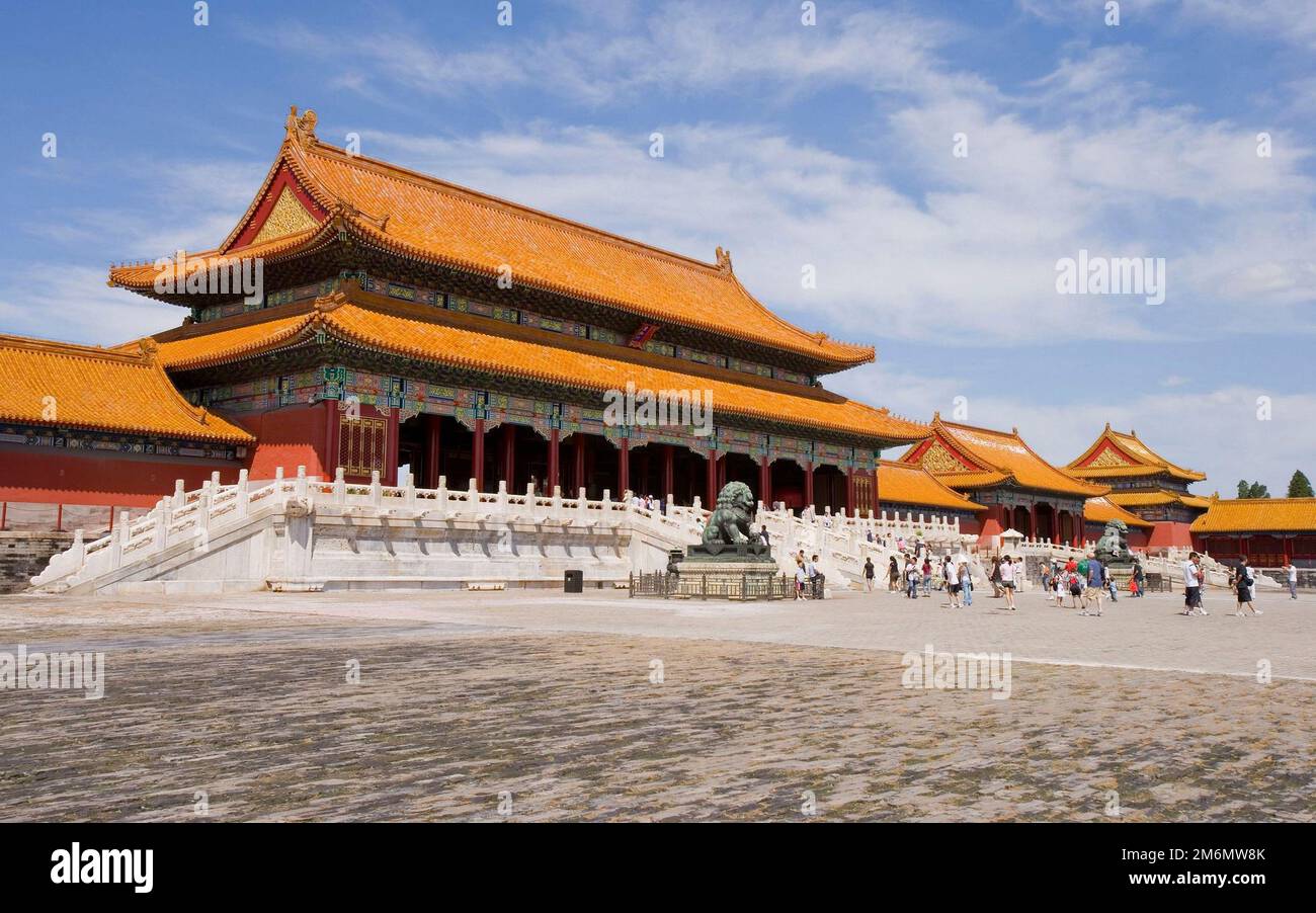 A traditional Asian building at sunlight Stock Photo - Alamy