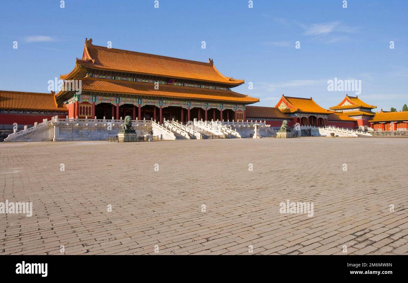 A traditional Asian building at sunlight Stock Photo - Alamy