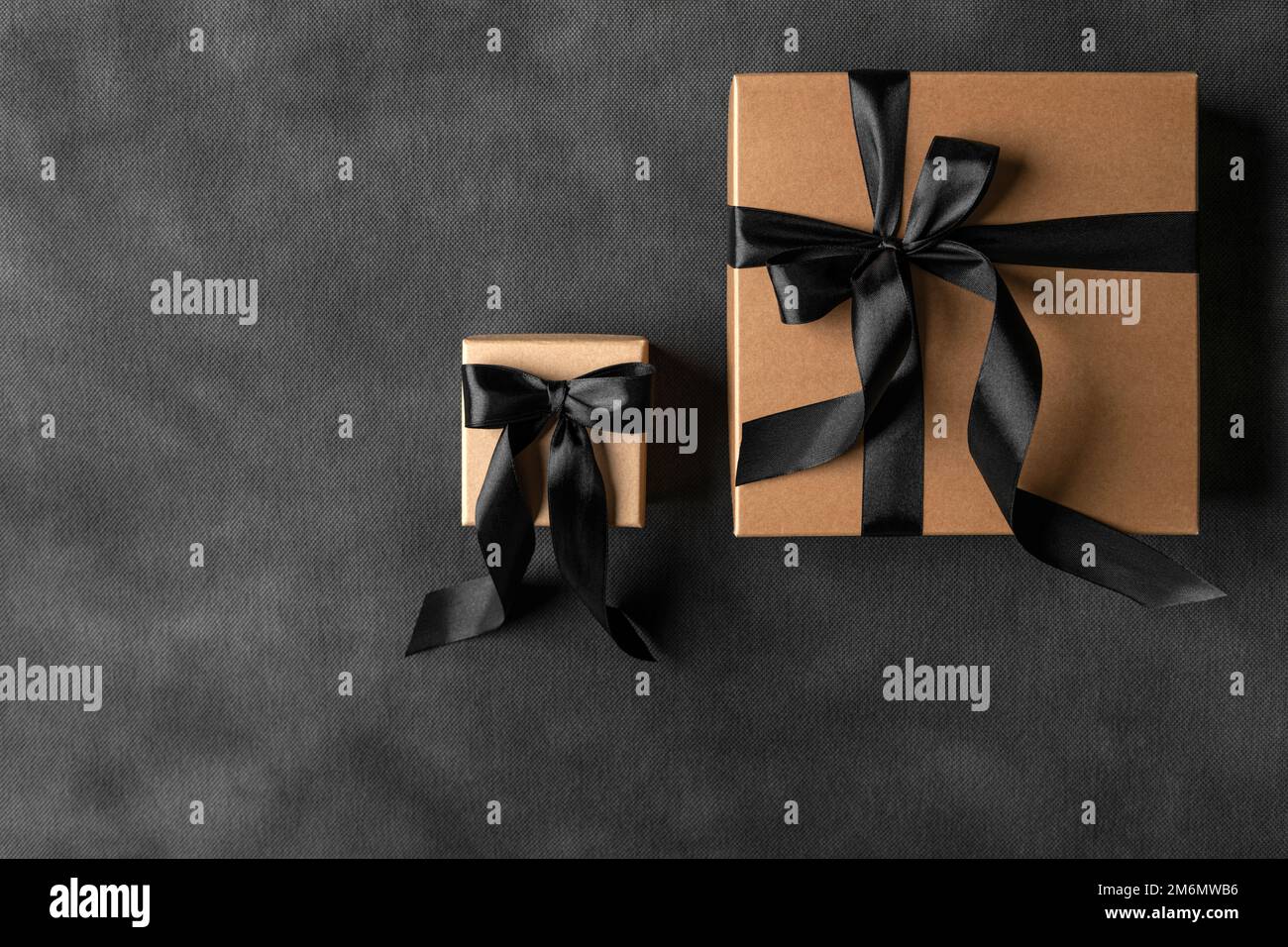 Top view black gift hi-res stock photography and images - Alamy