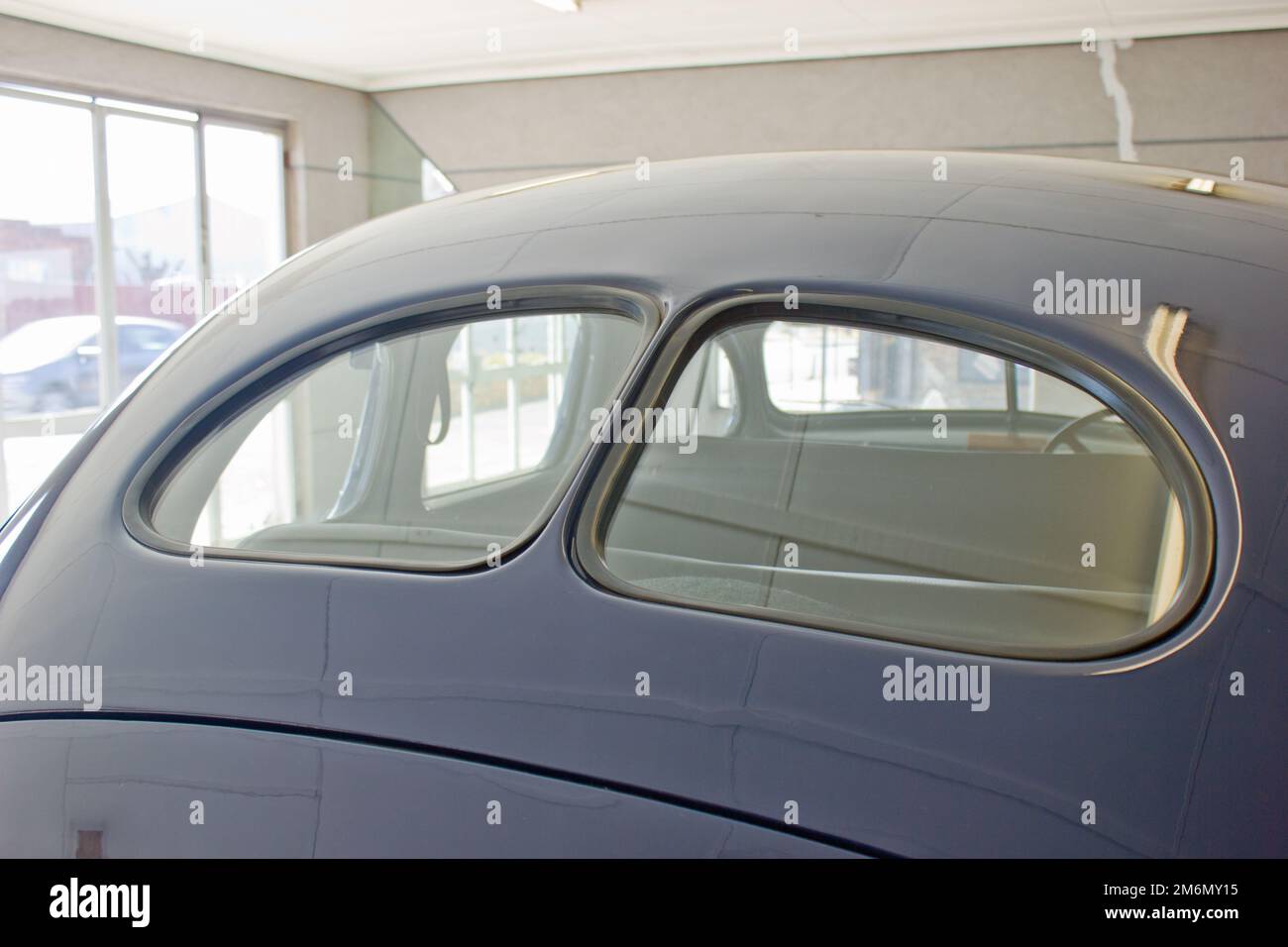 1940 vintage car rear view hi-res stock photography and images - Alamy