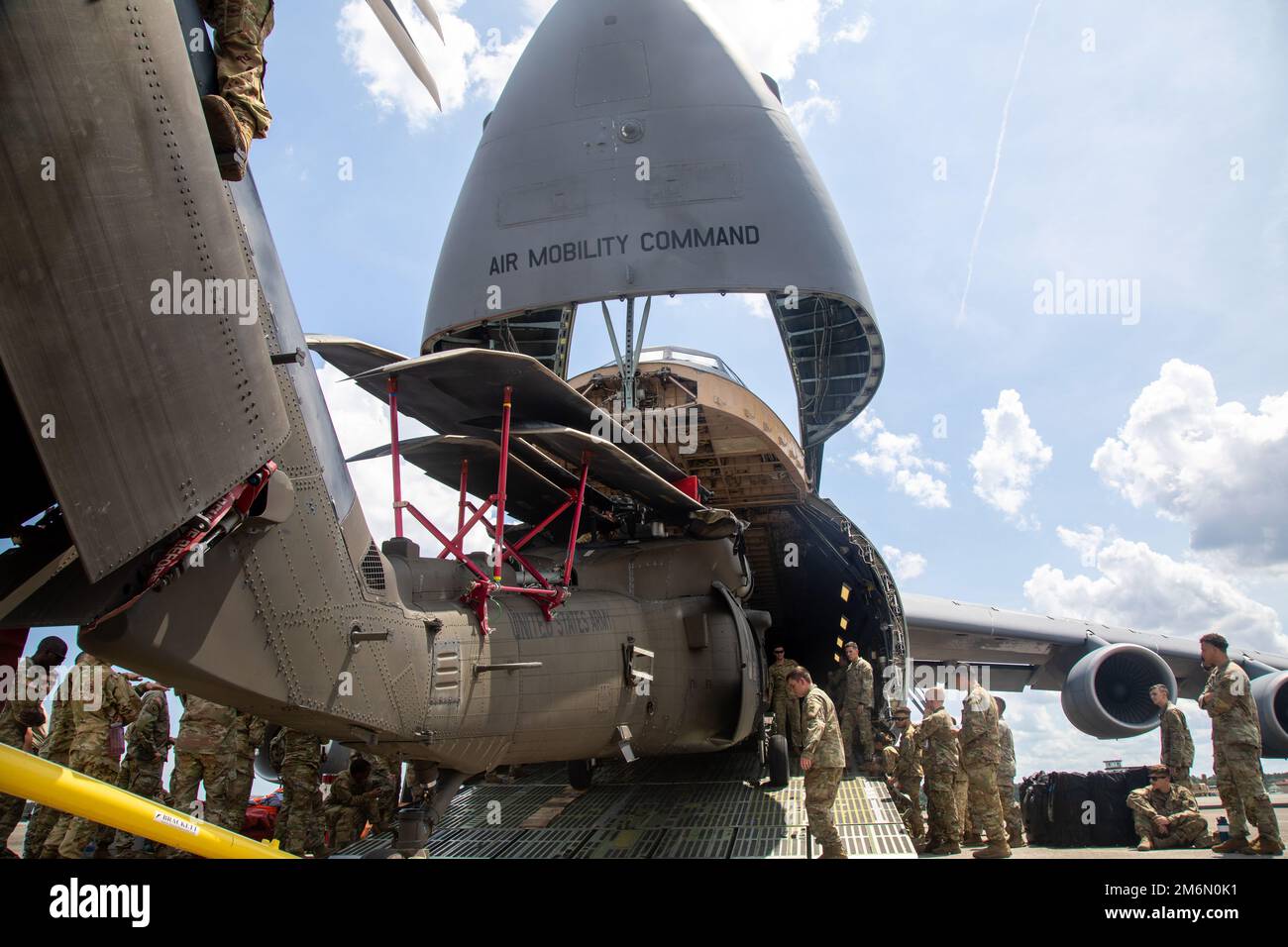 U.S. Army Soldiers from the 3rd Combat Aviation Brigade, 3rd Infantry ...