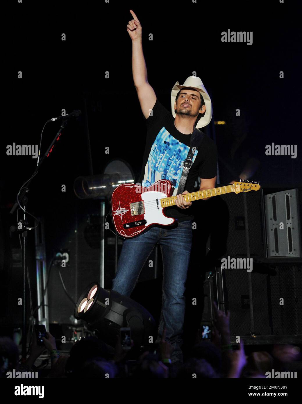 Brad Paisley performs during the Country Nation Tour at the Cruzan ...