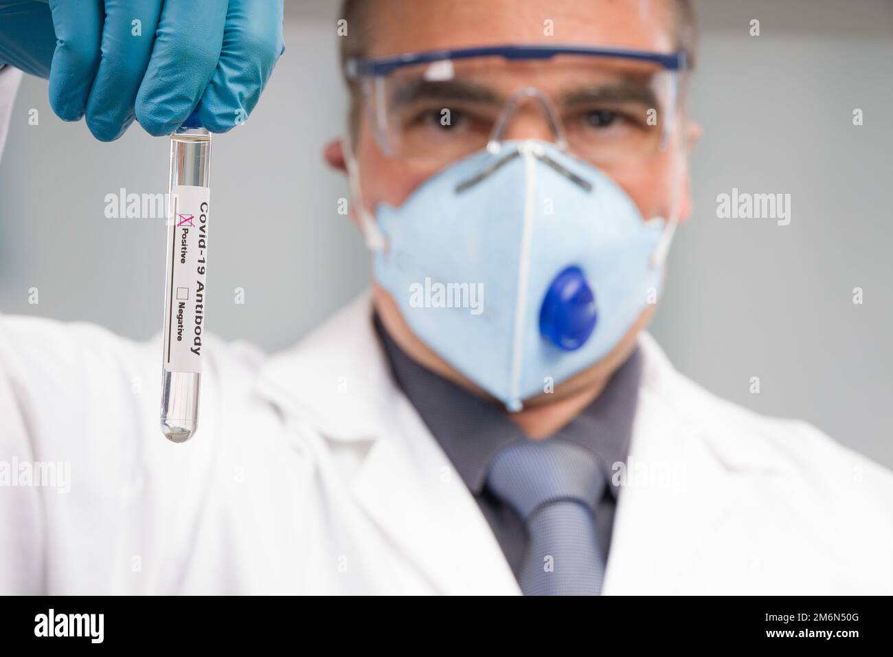 Specimen tube handling hi-res stock photography and images - Alamy