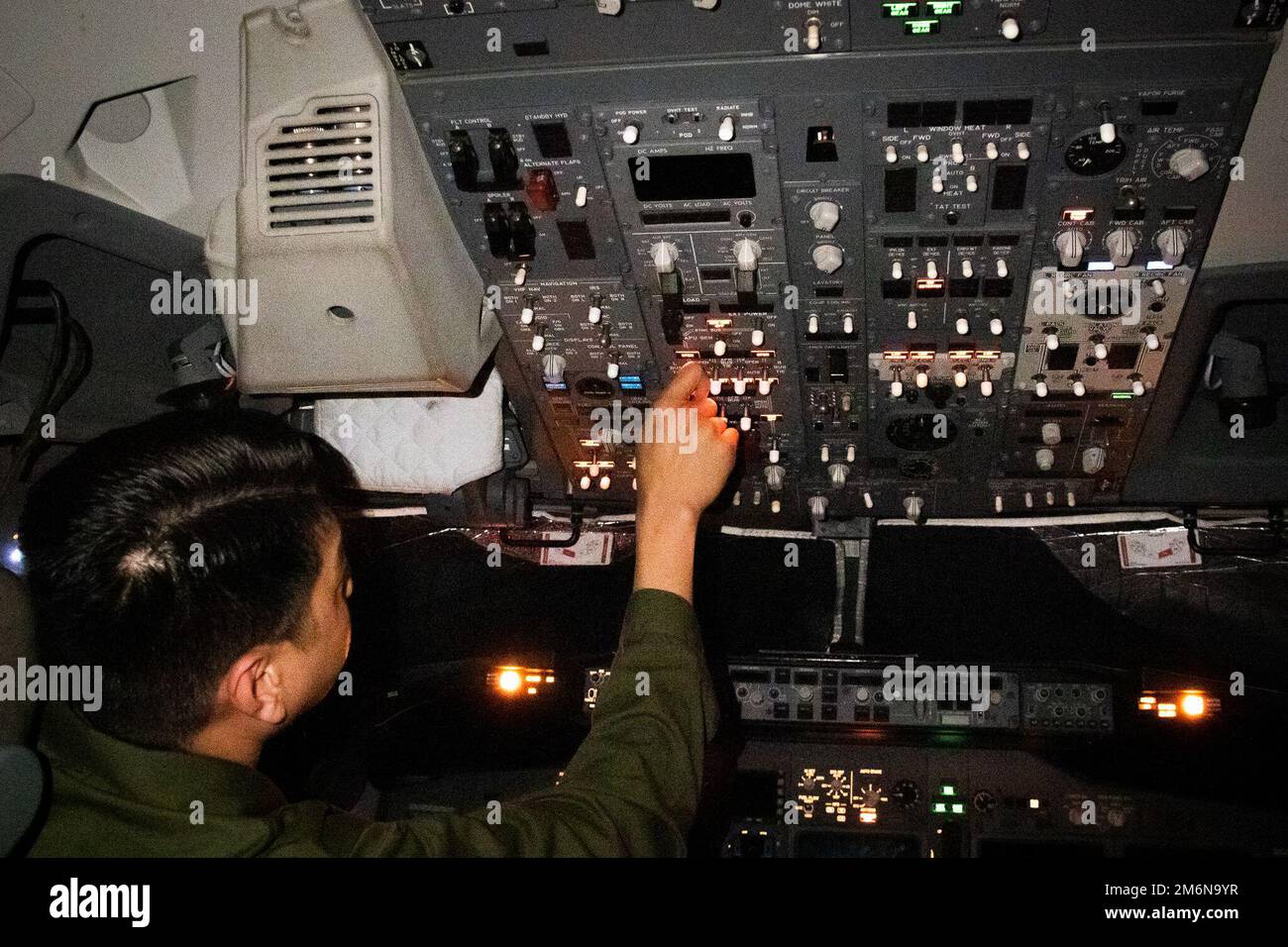 220502-N-KT659-1010 U.S. 5TH FLEET AREA OF OPERATIONS (May 2, 2022 ...