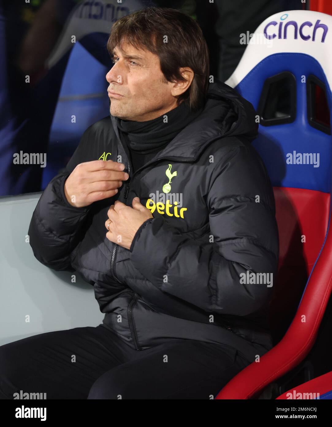 London ENGLAND - January 04:Tottenham Hotspur manager Antonio Conte ...