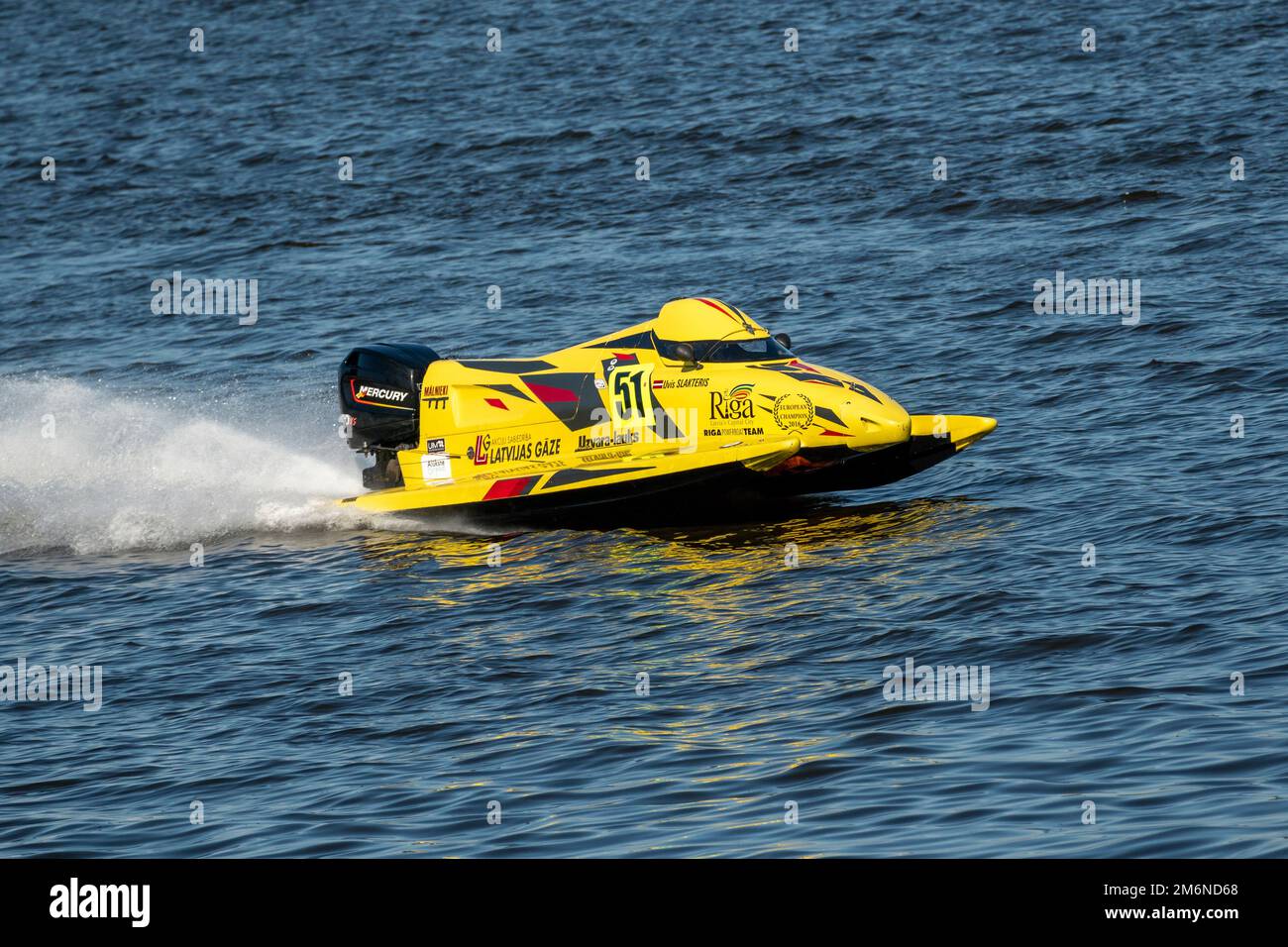 F2 powerboats hi-res stock photography and images - Alamy