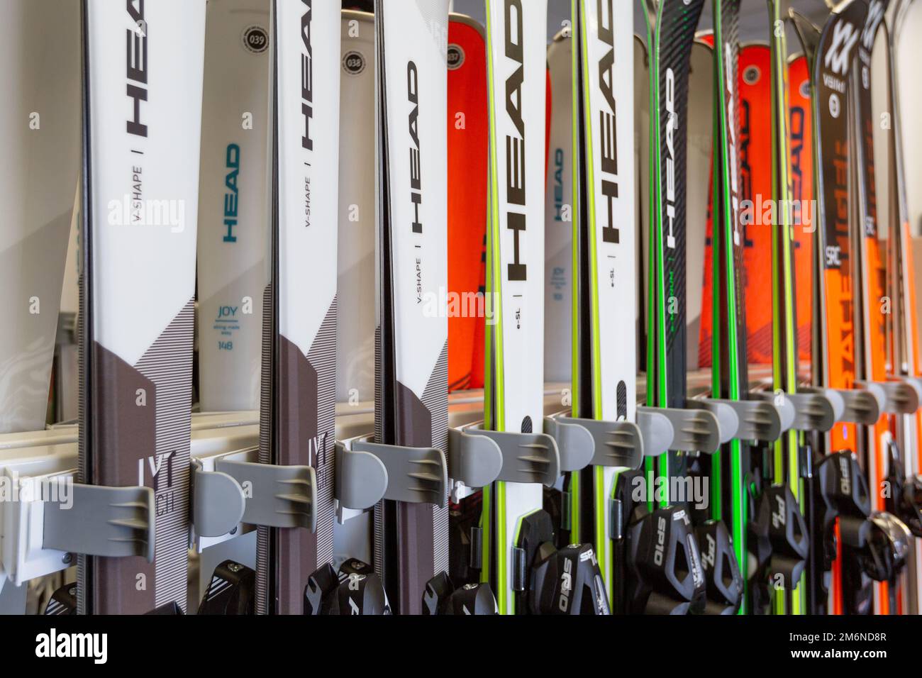 Shop and office for rent sign hi-res stock photography and images - Alamy