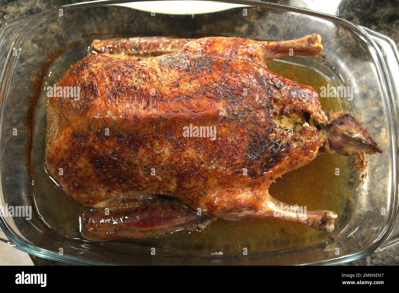 Whole roasted goose hi-res stock photography and images - Alamy