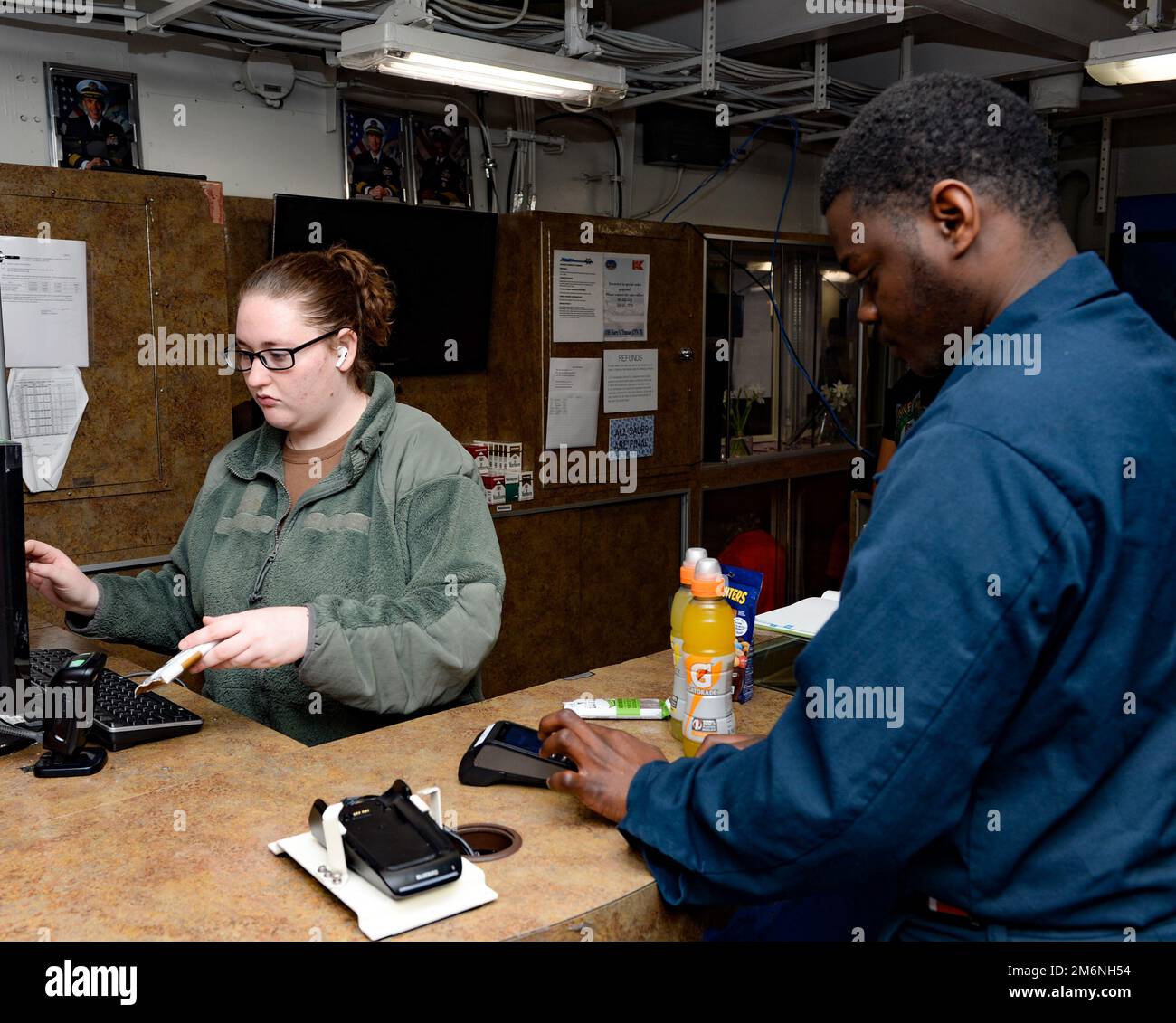 Uss shamrock hi-res stock photography and images - Alamy