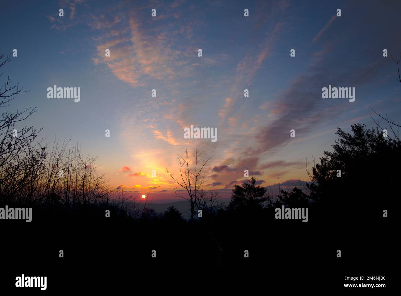 Dawn at Tuscarora Mountain in Pennsylvania Stock Photo - Alamy