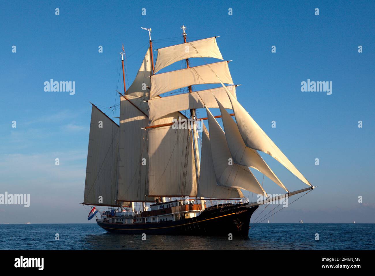 Dutch topsail schooner Gulden Leeuw, race start after Antwerp, 2010 ...