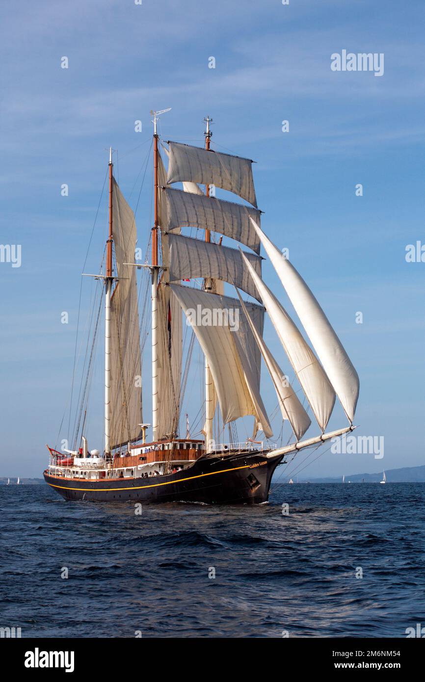 Dutch topsail schooner Gulden Leeuw, Stavanger race start, 2011 Stock ...