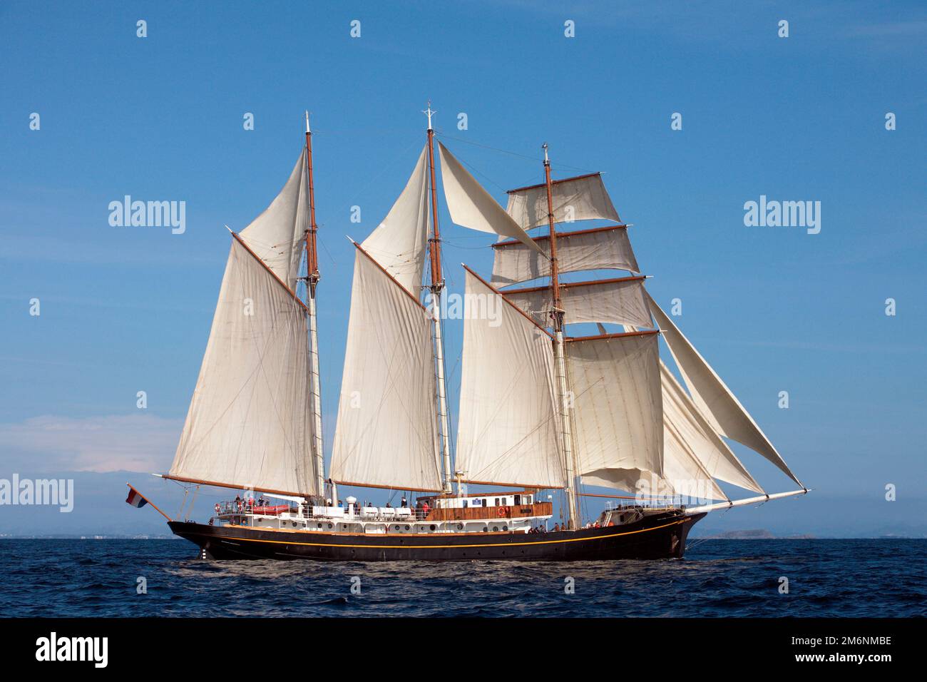 Dutch topsail schooner Gulden Leeuw, Stavanger race start, 2011 Stock ...