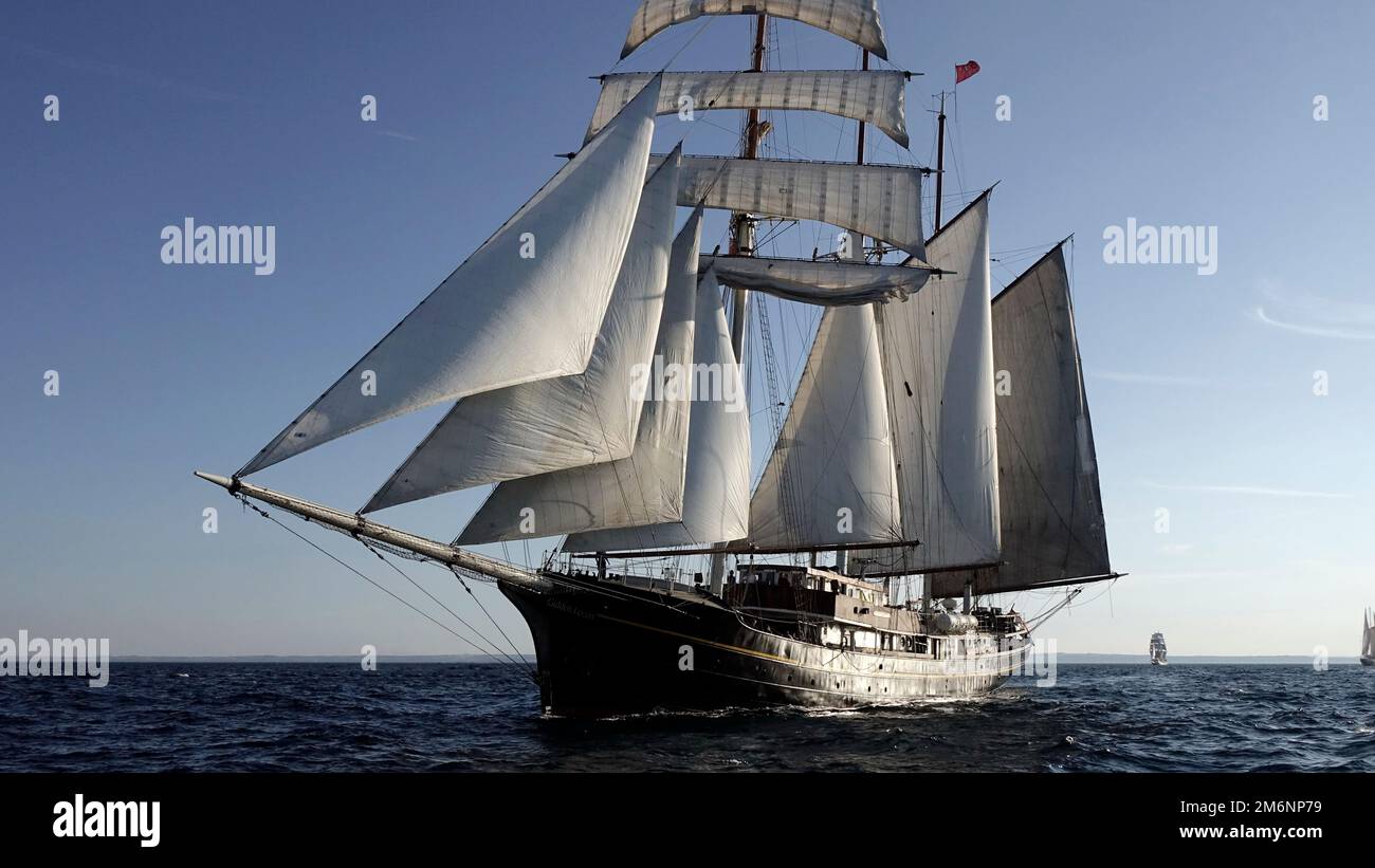 Dutch topsail schooner Gulden Leeuw, Sunderland race start, 2018 Stock ...