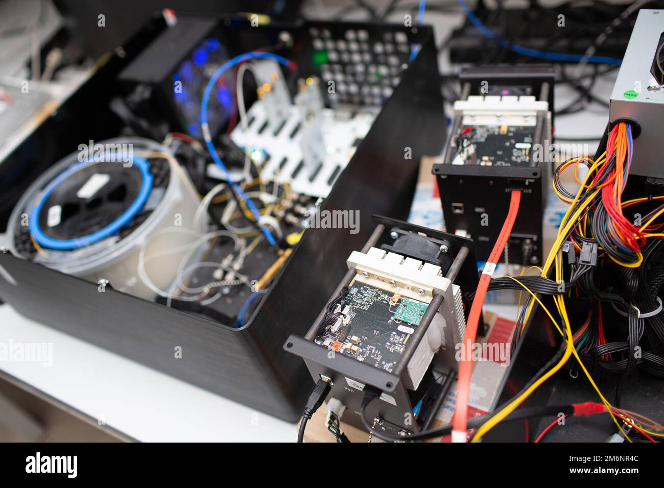 Single photon decoder encoder fiber optic cryptography Stock Photo - Alamy