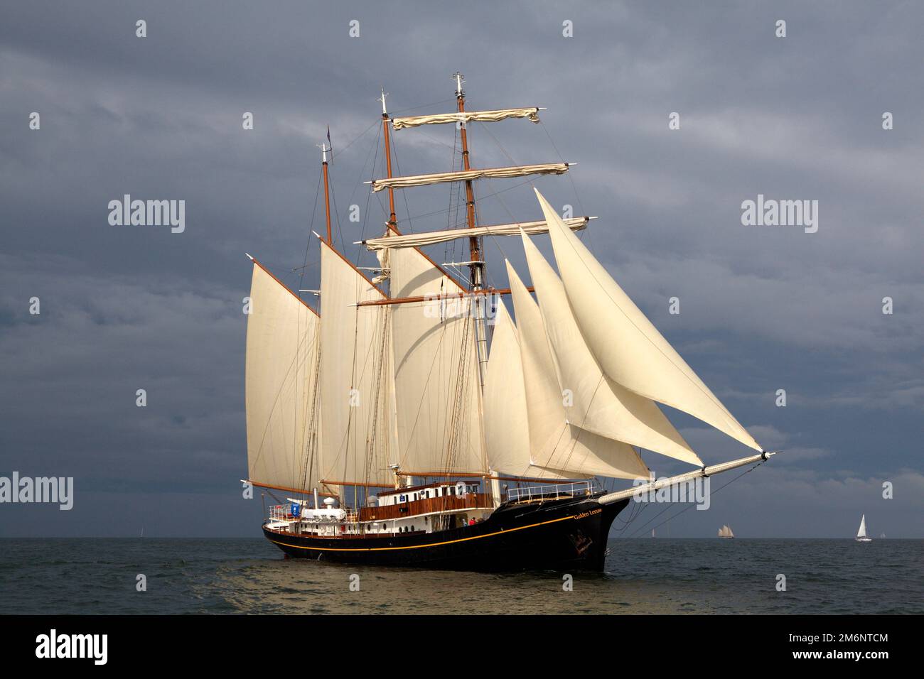 Dutch topsail schooner Gulden Leeuw, race start after Antwerp, 2010 ...