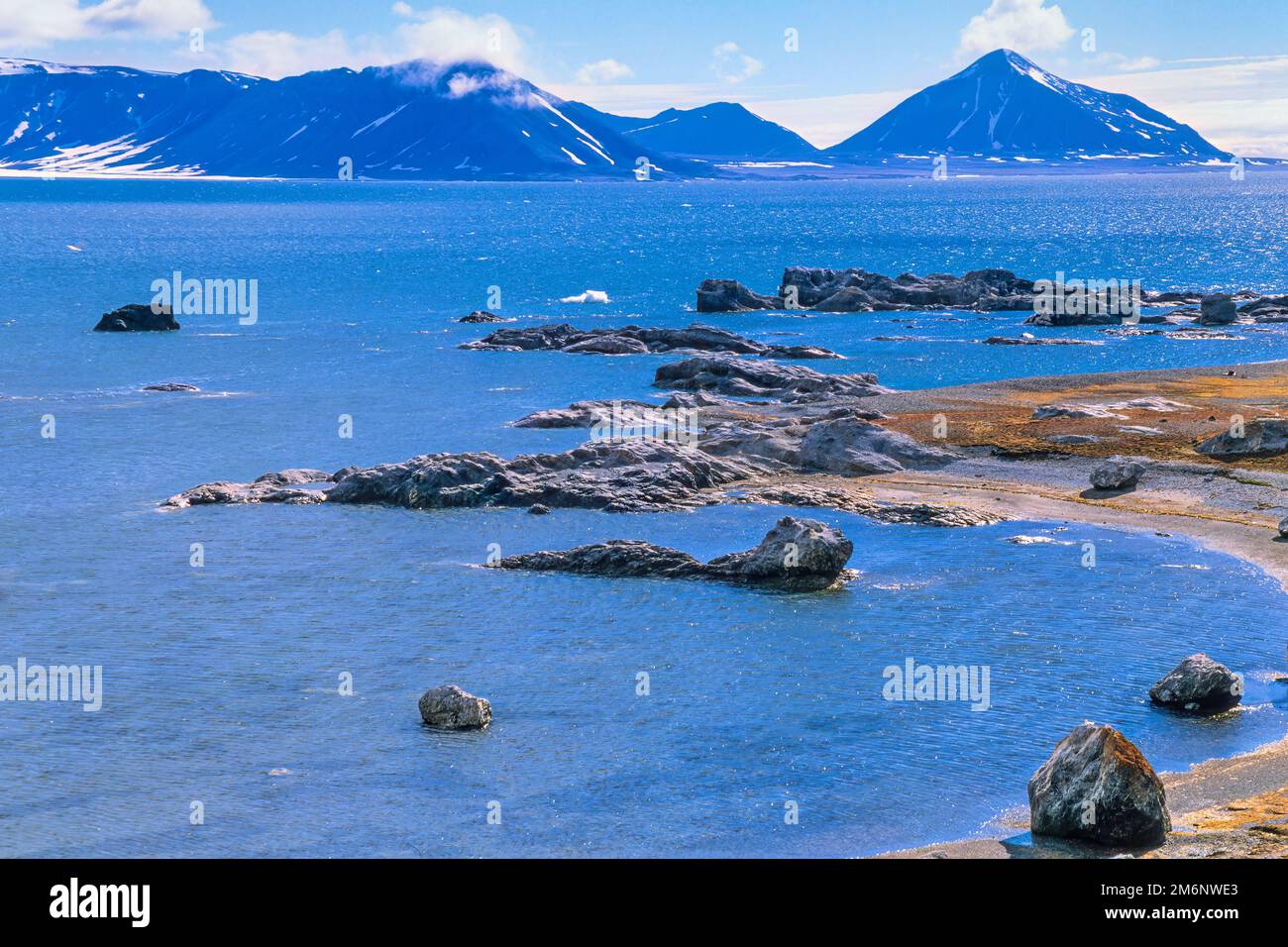 Svalbard aerial water hi-res stock photography and images - Alamy