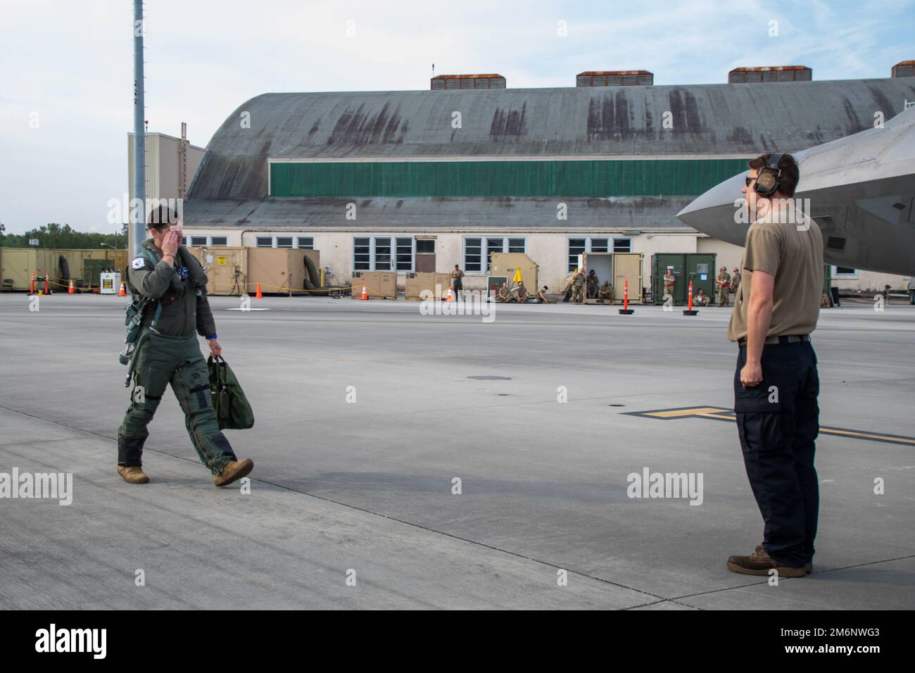 A U.S. Air Force crew chief with the 192nd Fighter Wing, Virginia Air ...