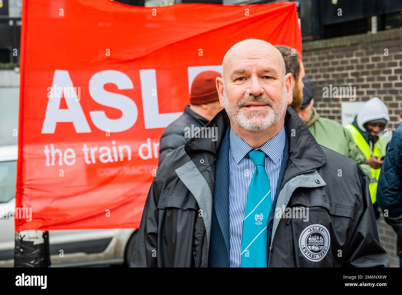 London, UK. 5th Jan, 2023. Mick Whelan, General Secretary of ASLEF ...