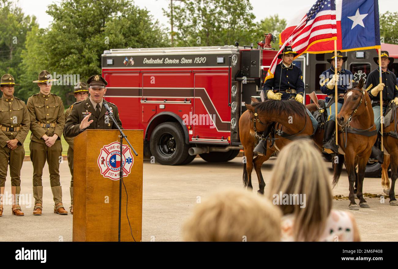 Col. Steven Carpenter, 1st Cavalry Division deputy commander for ...