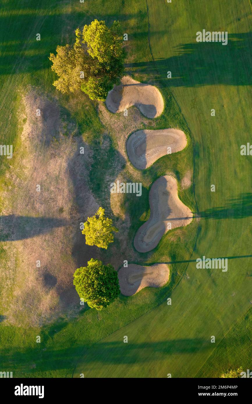 Aerial photo of a golf hi-res stock photography and images - Alamy