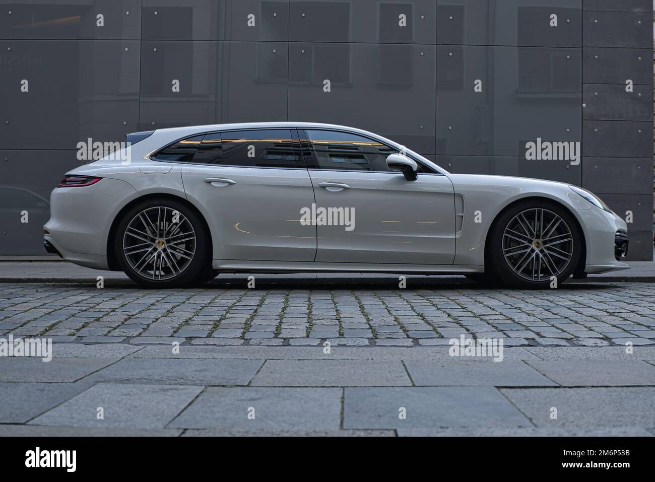 White porsche panamera hi-res stock photography and images - Alamy