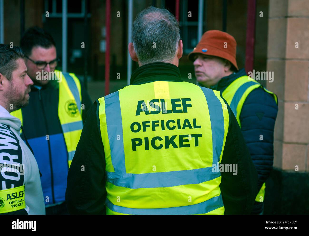Leicester, UK. 05 January 2023. Official ASLEF picket line as train ...
