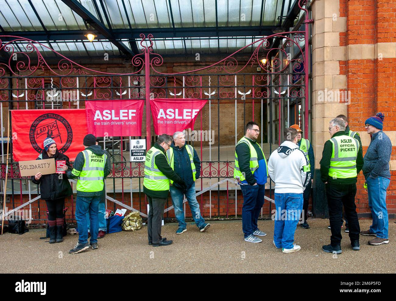Leicester, UK. 05 January 2023. Official ASLEF picket line as train ...