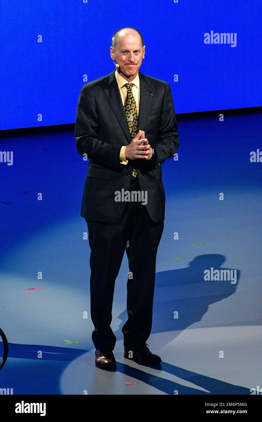LAS VEGAS, Nevada - Gary Shapiro Speaking at CES BMW keynote at THE ...