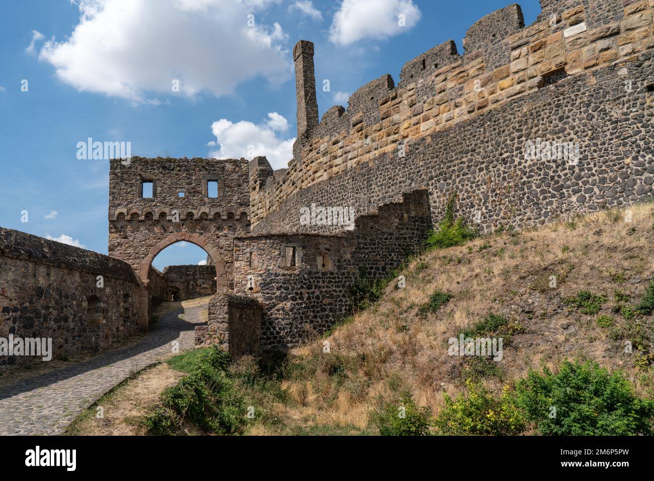 Castle ruin MÃ¼nzenberg in Wetterau, Hesse Stock Photo - Alamy