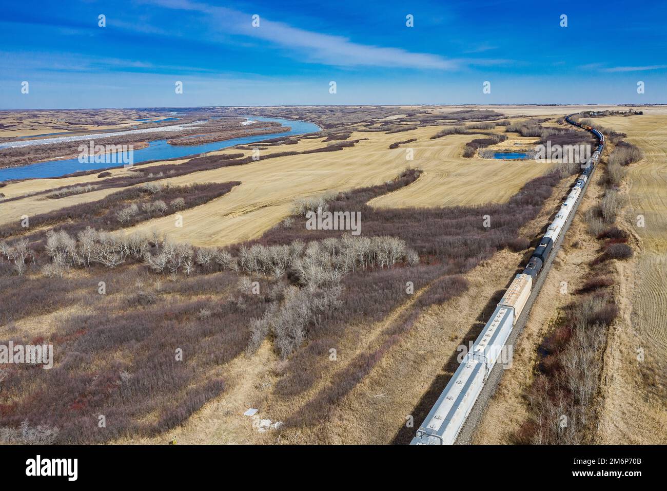 A freight train in saskatchewan hi-res stock photography and images - Alamy