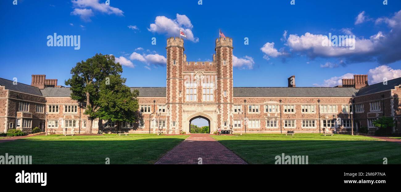Brookings hall hi-res stock photography and images - Alamy