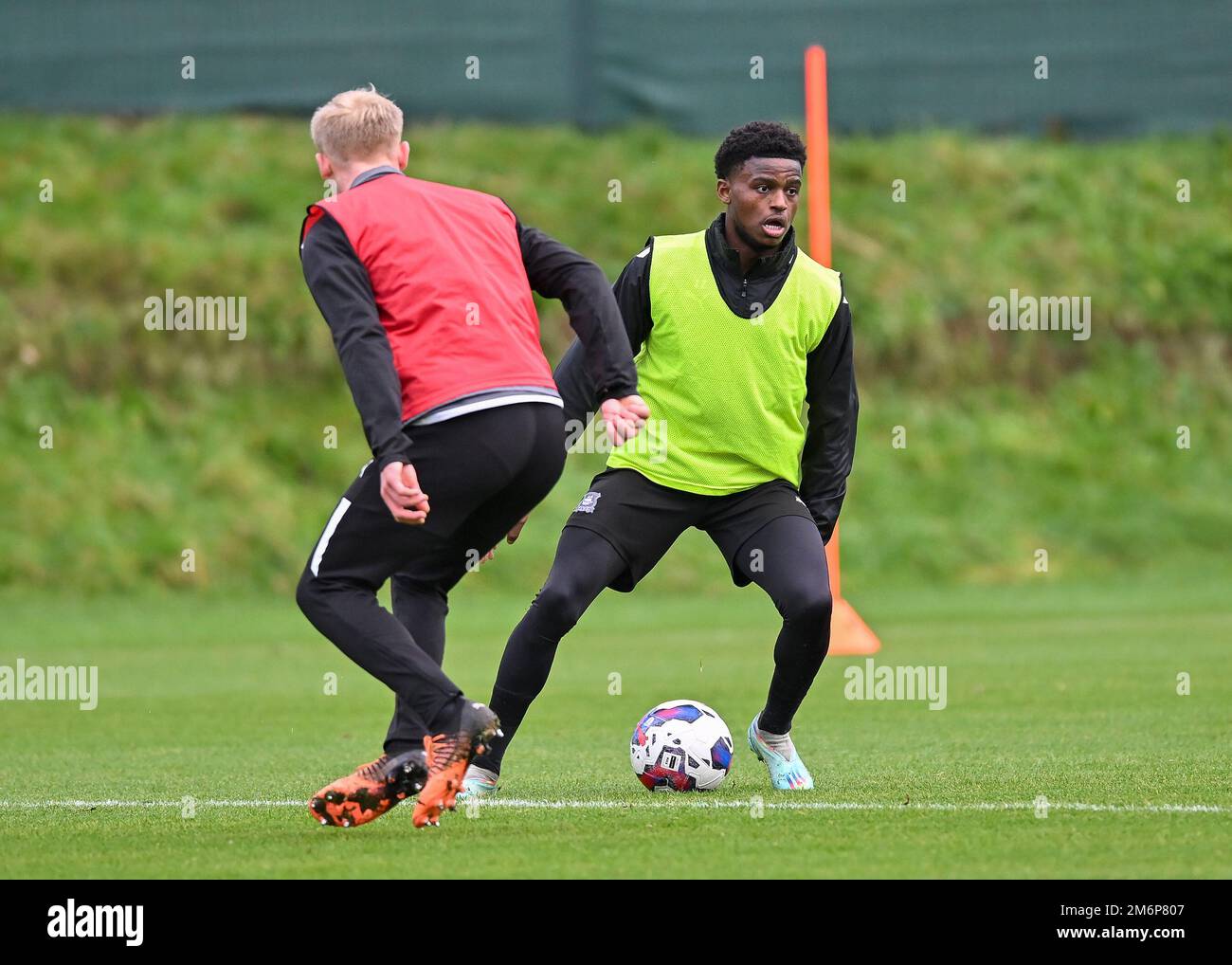 Plymouth Argyle full back Bali Mumba (17) on the ball and looks for ...