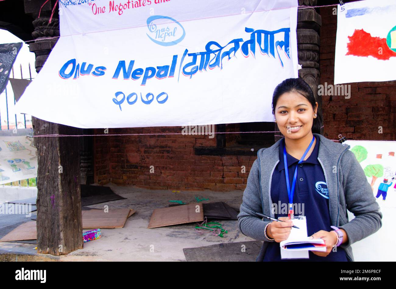Faces of Nepal: Young Woman Stock Photo - Alamy