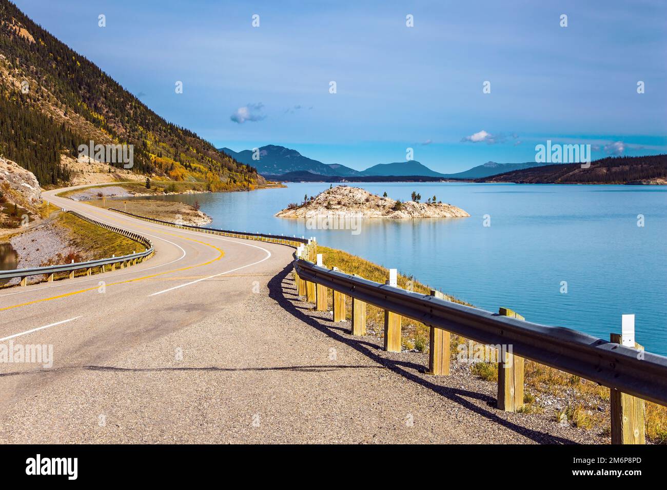 Abraham Lake, the Canadian Rockies Stock Photo - Alamy