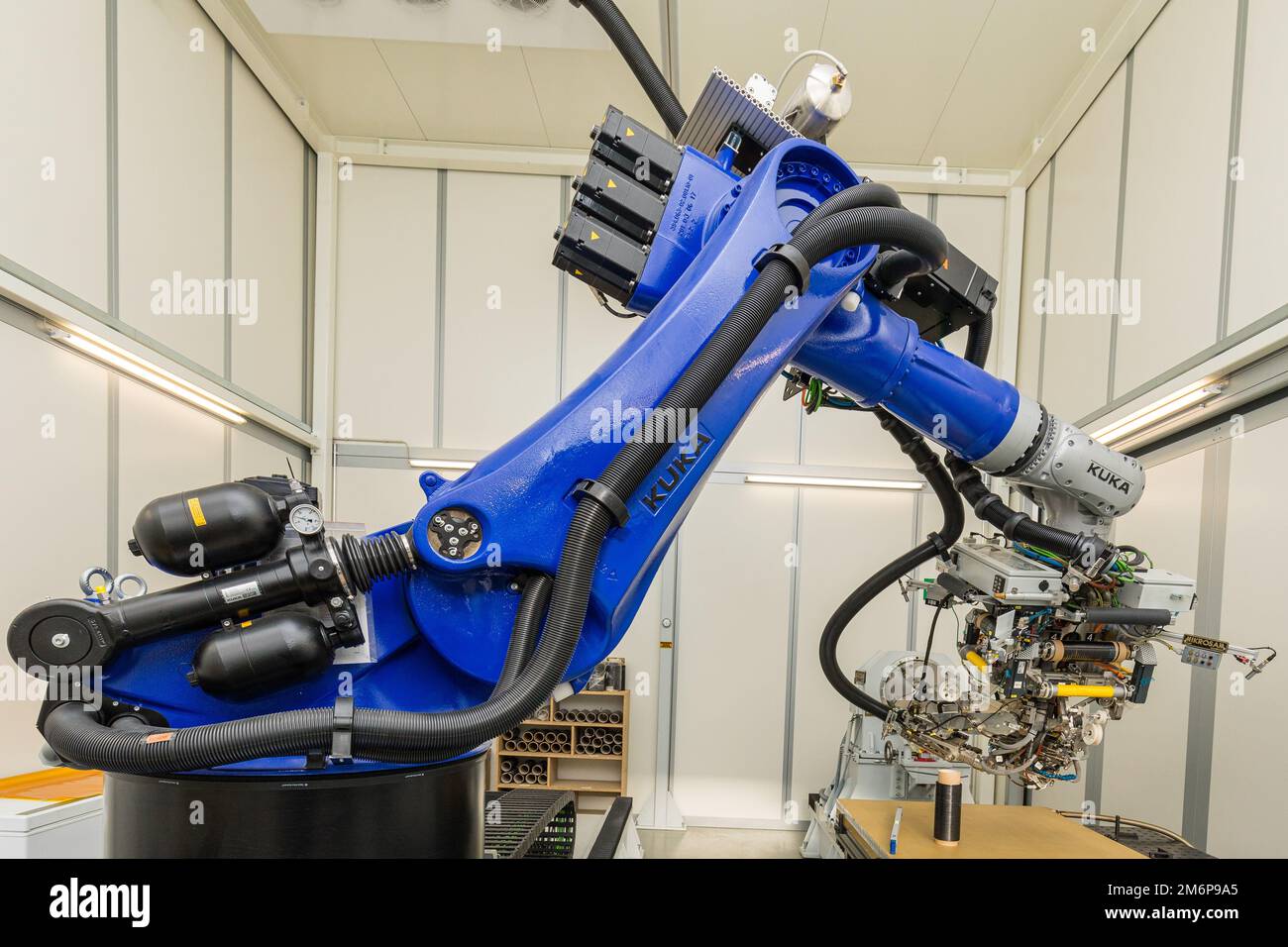 Structural load tape hi-res stock photography and images - Alamy