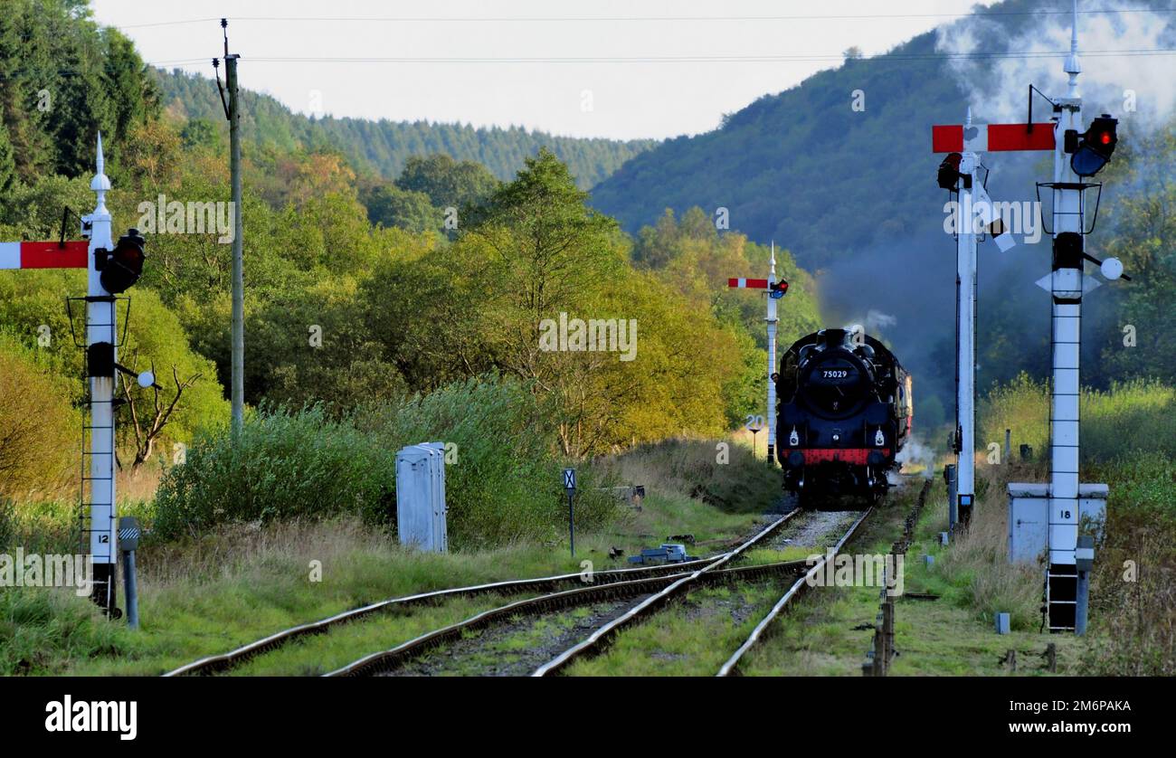 BR Standard class 4 No 75029 arriving at Levisham station with the 1600 ...