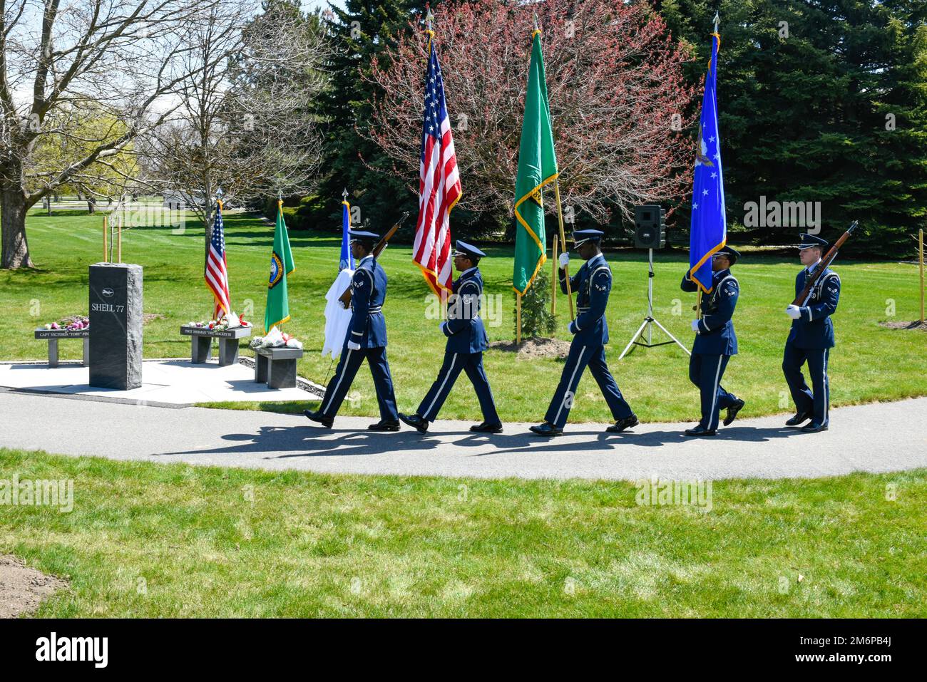 Fairchild Air Force Base honor guardsmen prepare to present colors ...