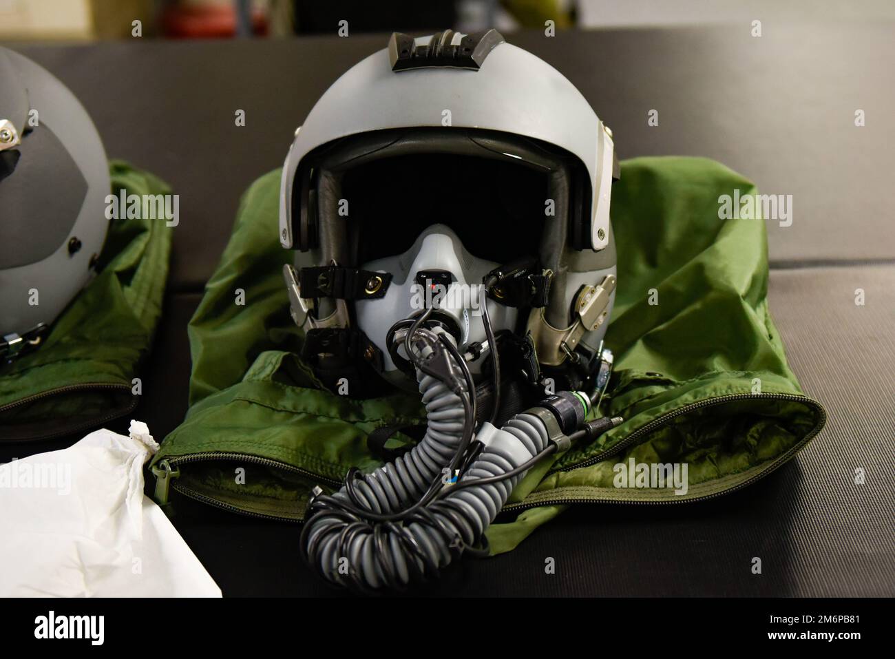 Pilots helmet hi-res stock photography and images - Alamy