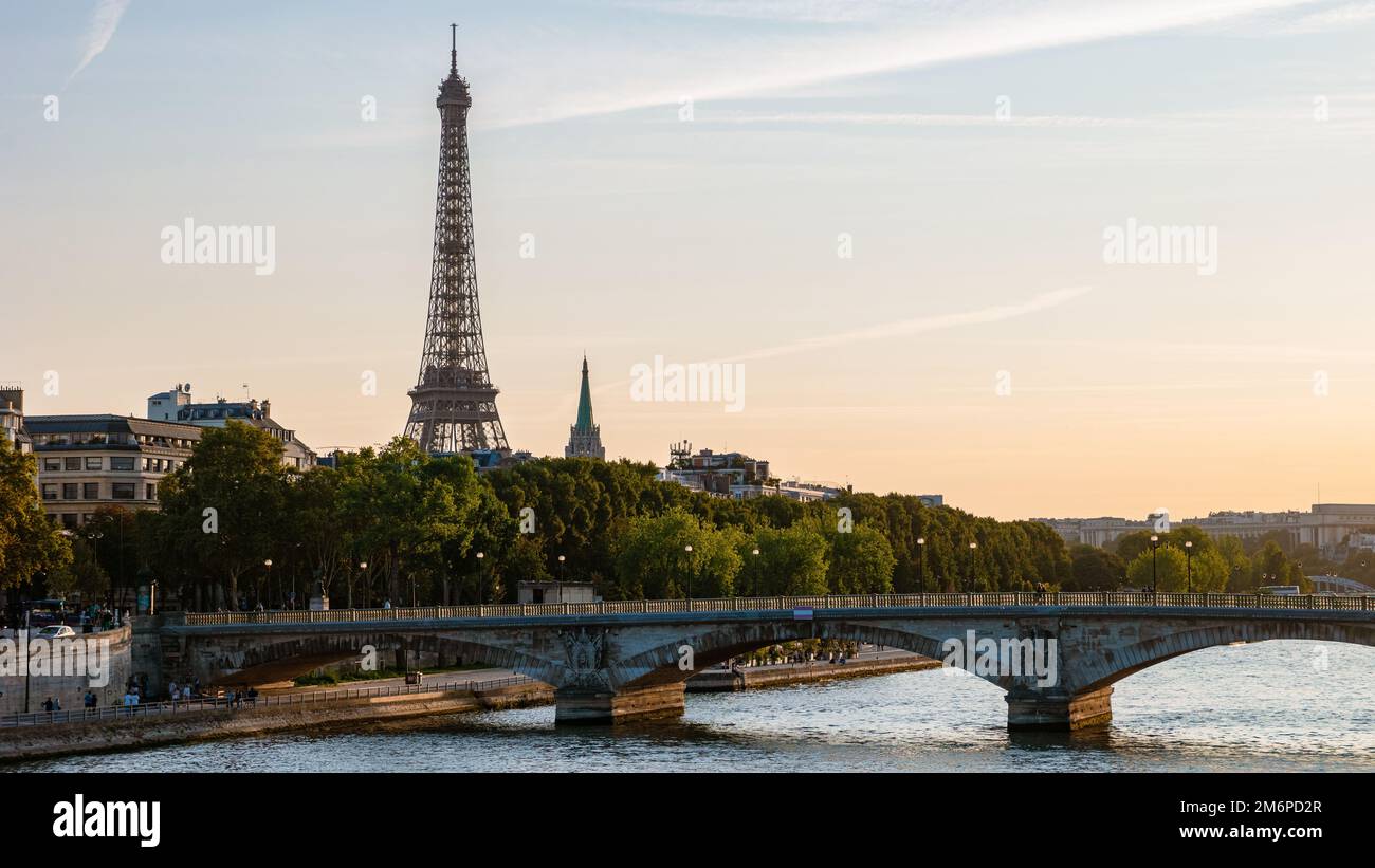 Alexander bridge Paris, view on the famous landmark Alexander III ...
