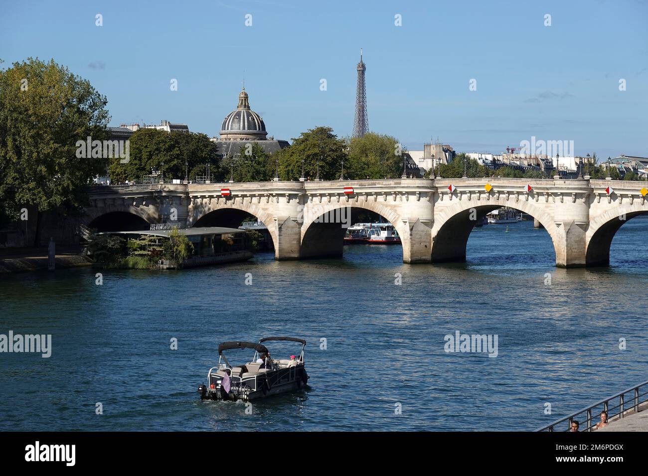 France, Paris, Pont de la Concorde, is a stone-arch bridge crossing the ...