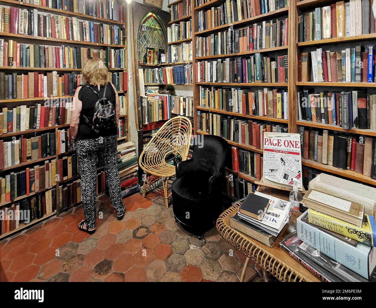 France, Paris, Shakespeare and Company (also known as City Lights ...