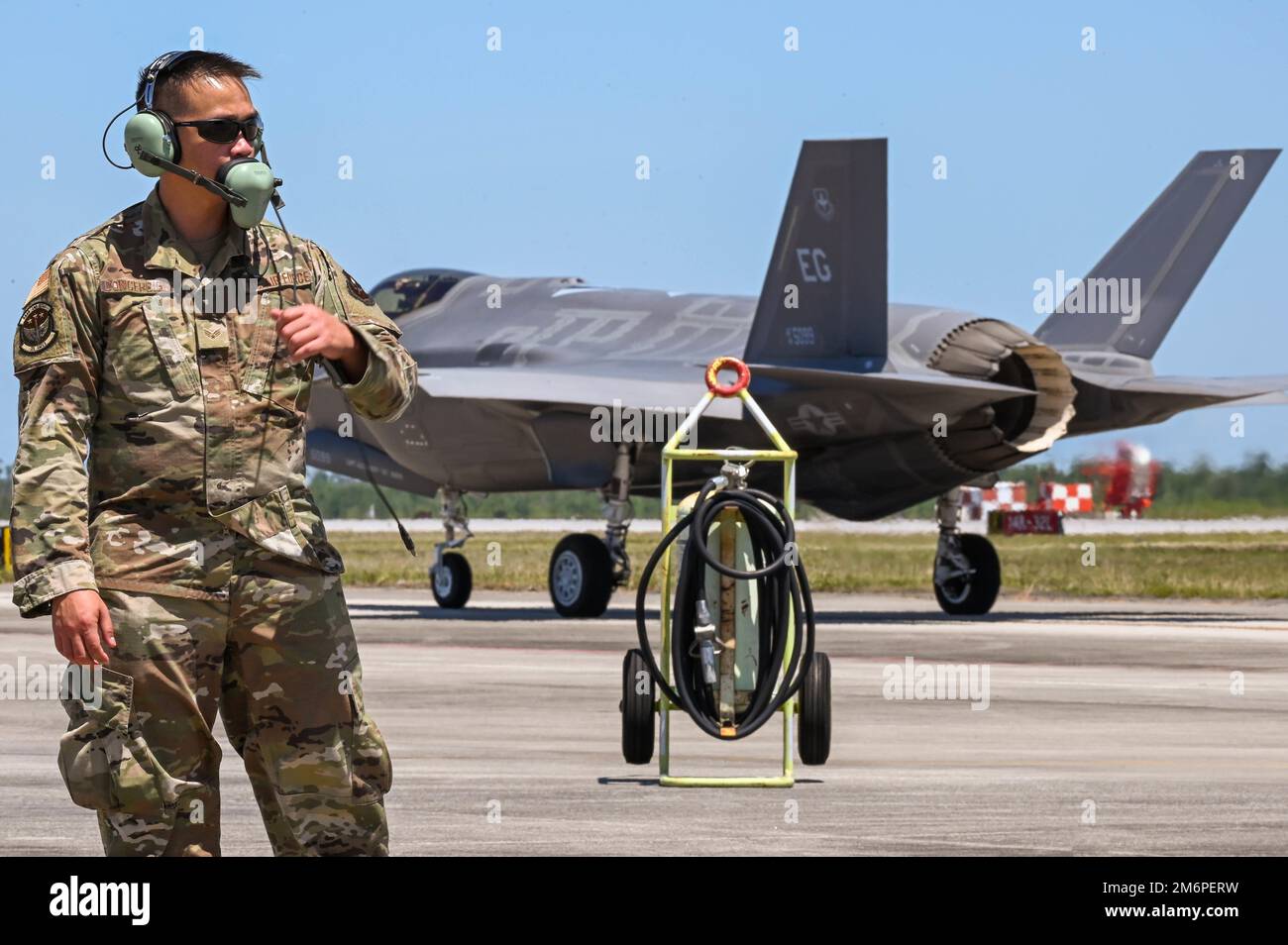Fighterwing hi-res stock photography and images - Alamy