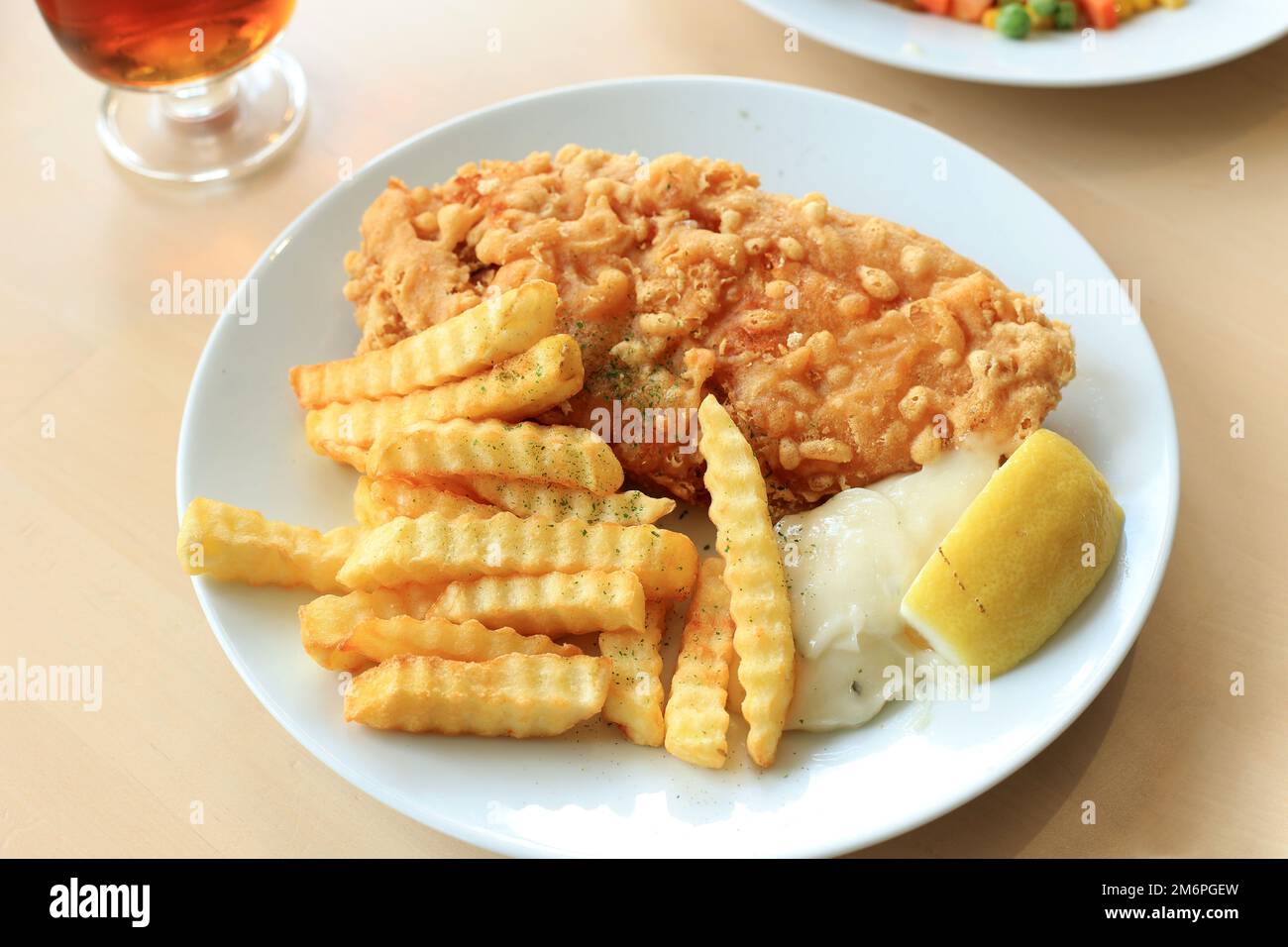 Hake and tartar sauce hi-res stock photography and images - Alamy