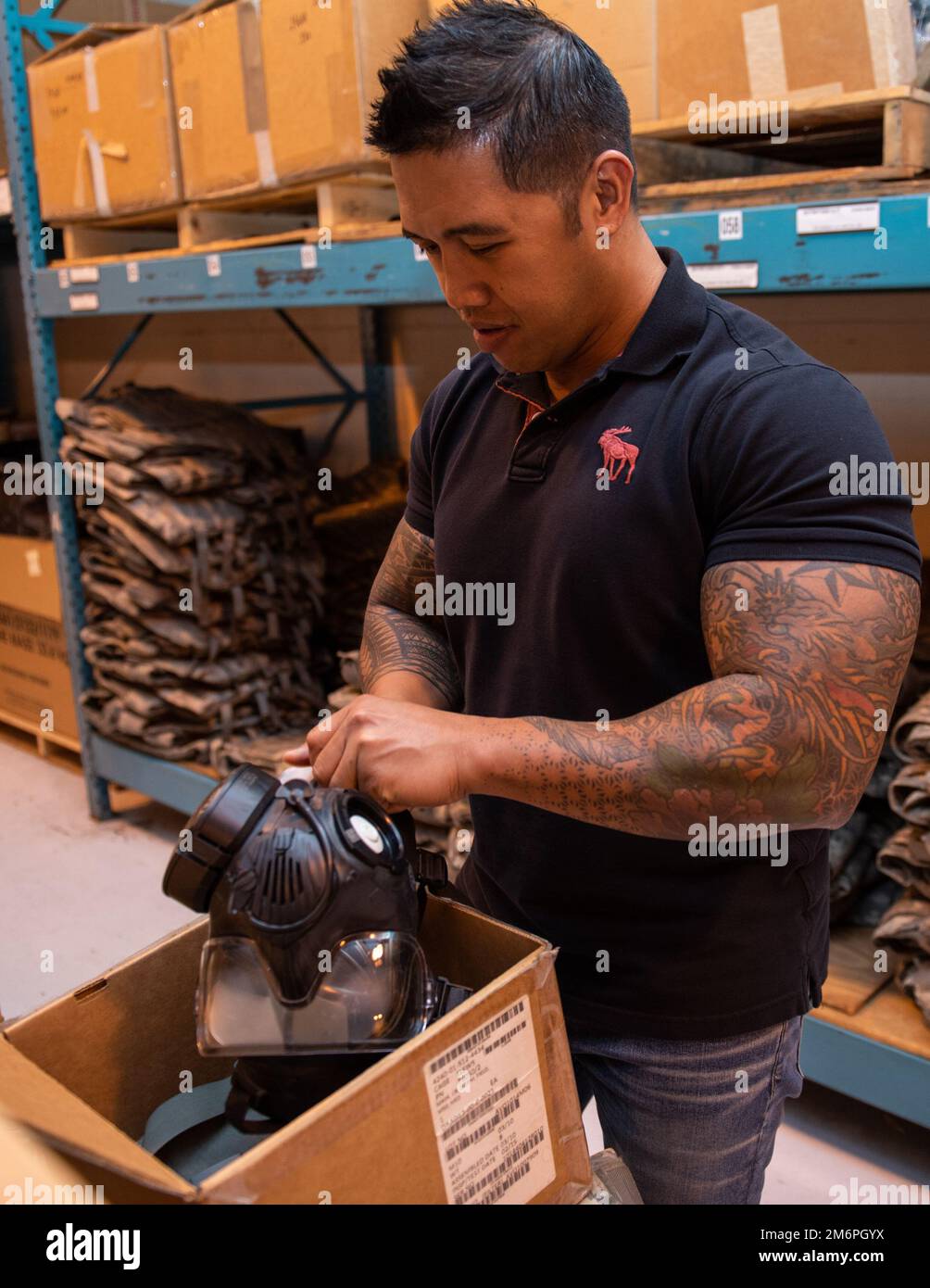 Civilian contractor hi-res stock photography and images - Alamy