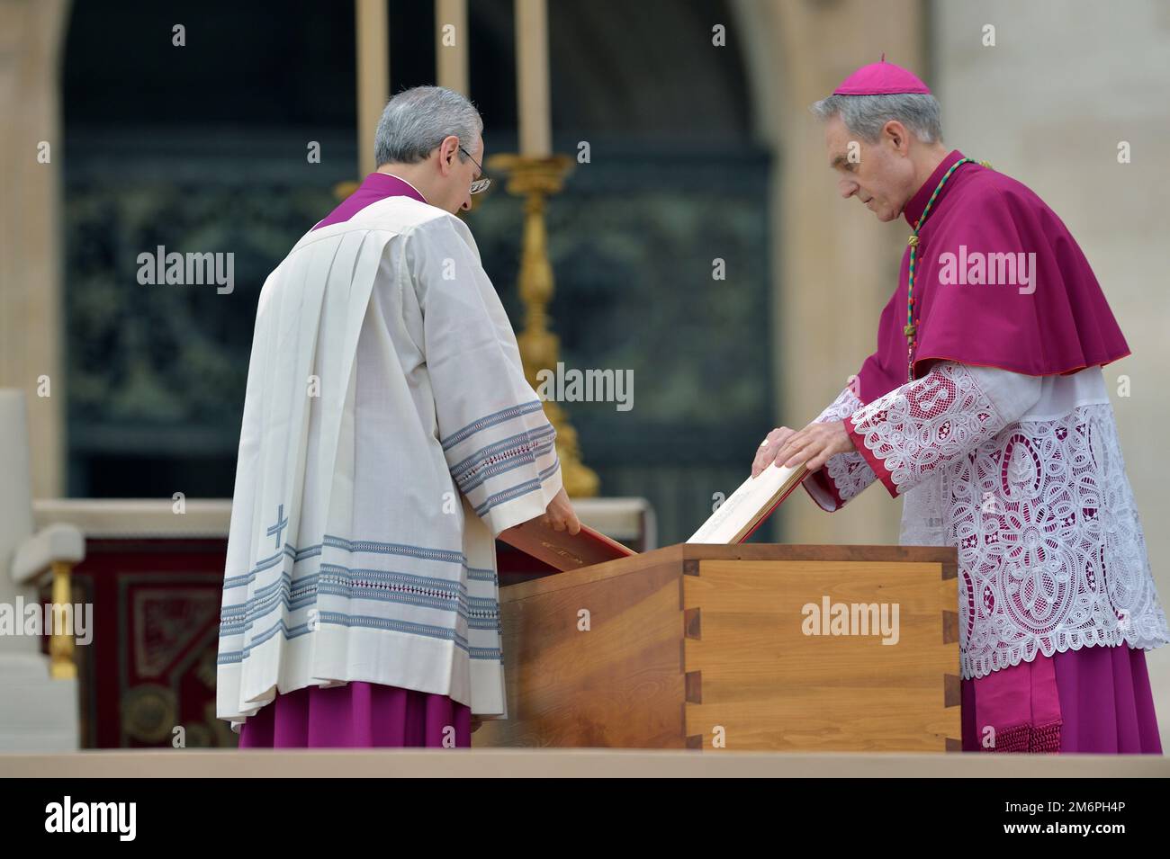 Vatican City State, . 05th Jan, 2023. Andrzej Duda and Archbishop Georg ...