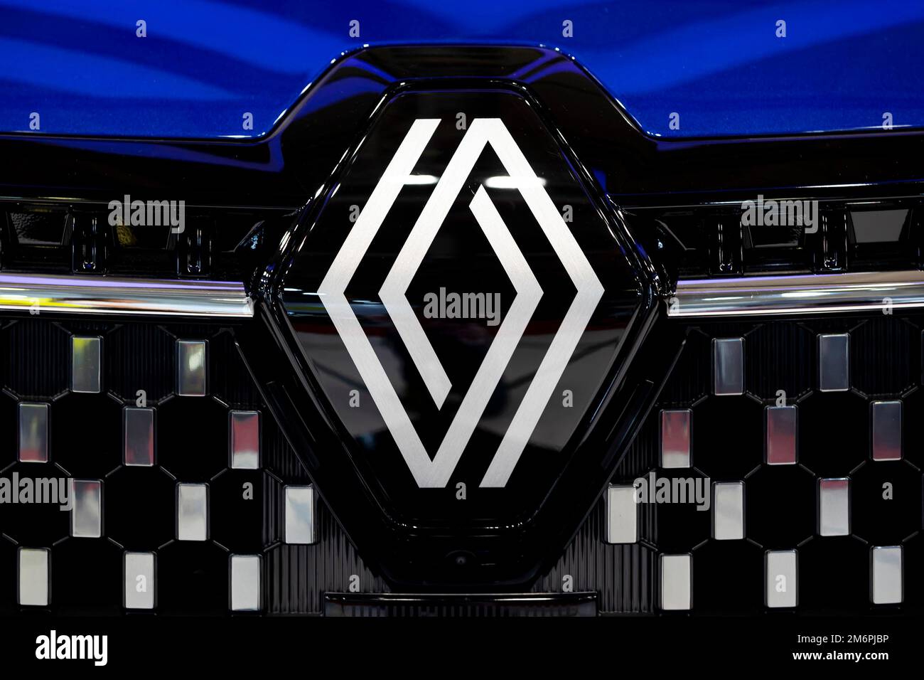 Renault logo emblem sign Stock Photo - Alamy