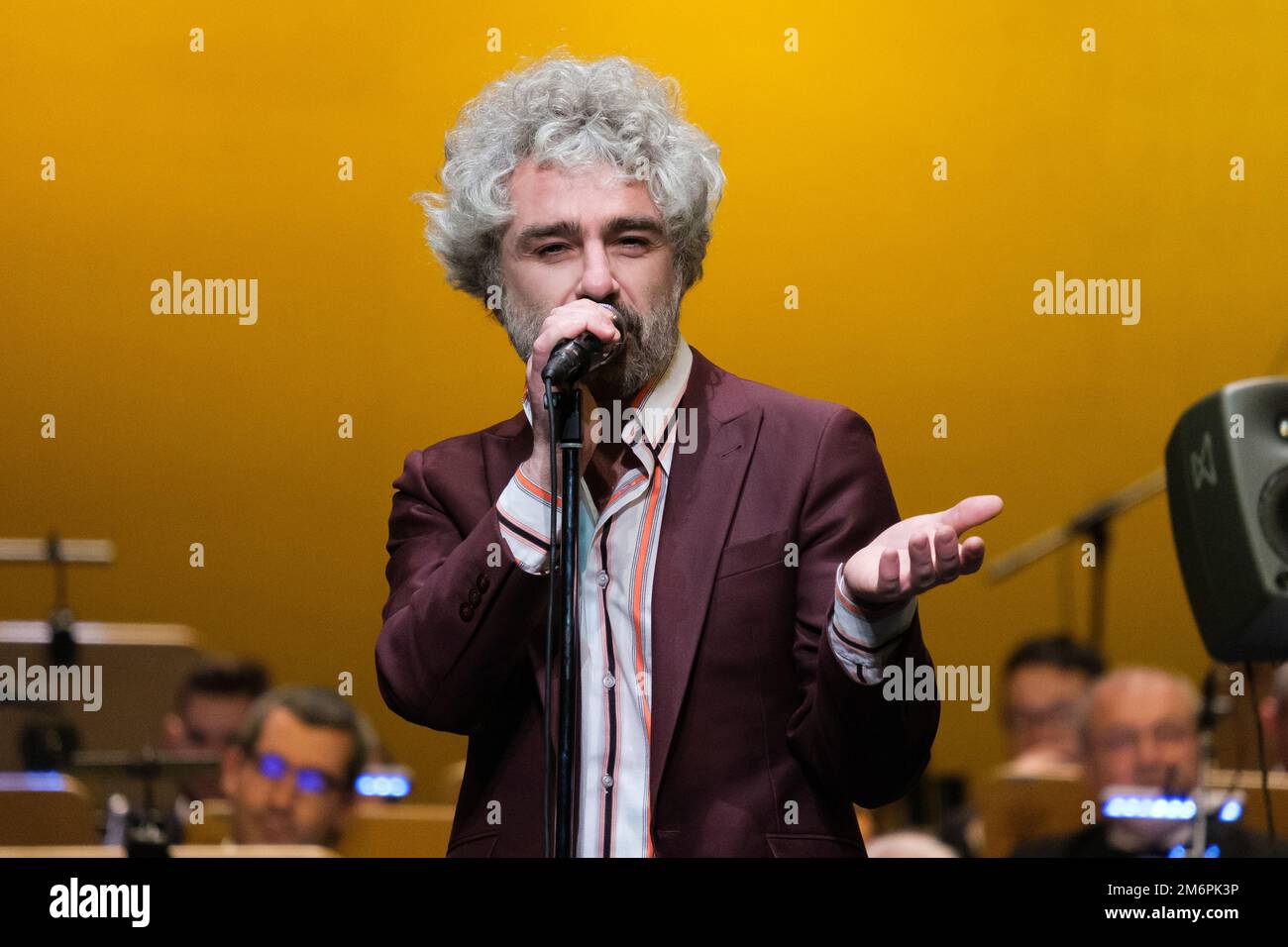 Singer of the group Leon Benavente, Abraham Boba performs with the ...