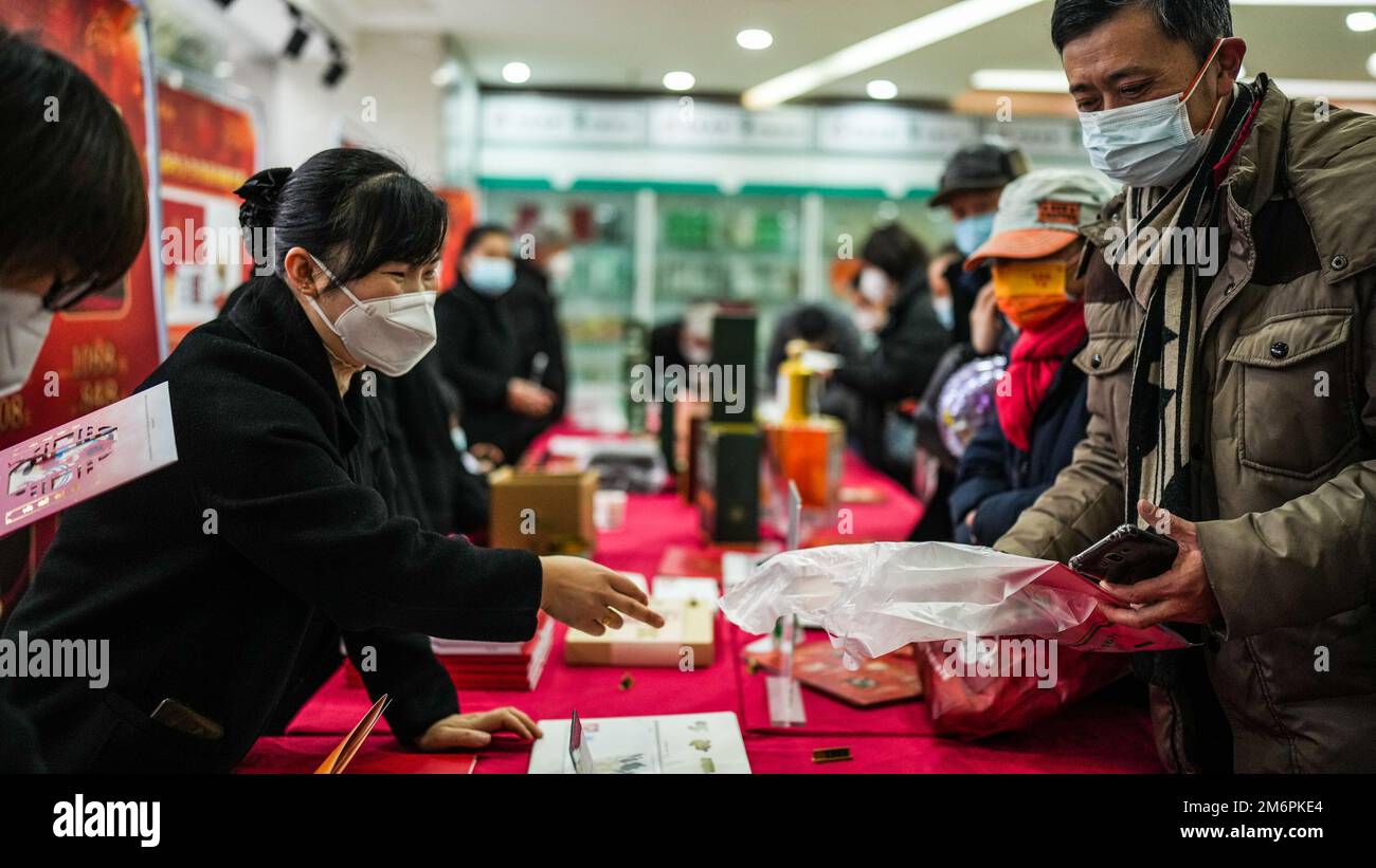 Beijing, China's Guizhou Province. 5th Jan, 2023. People buy special ...
