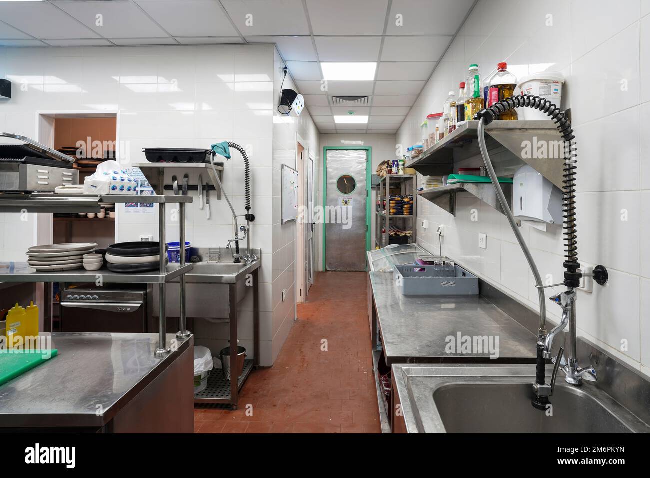 Kitchen and cooks hi-res stock photography and images - Alamy